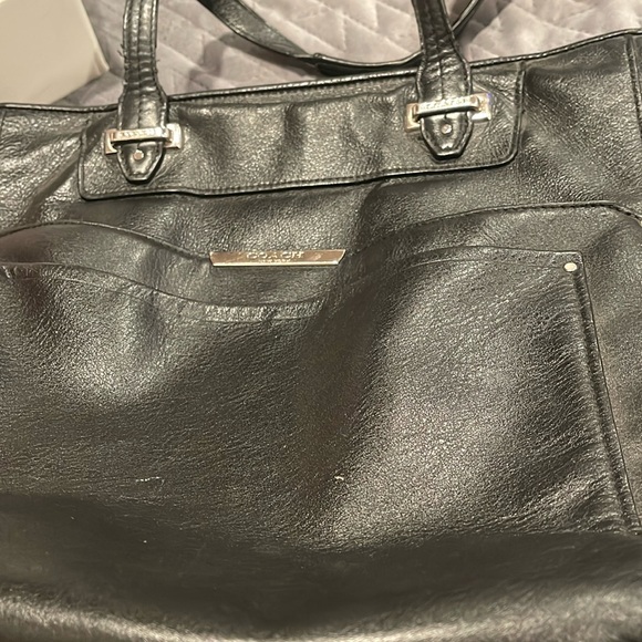 Coach | Bags | Coach Black Leather Expandable Purse In Really Good ...